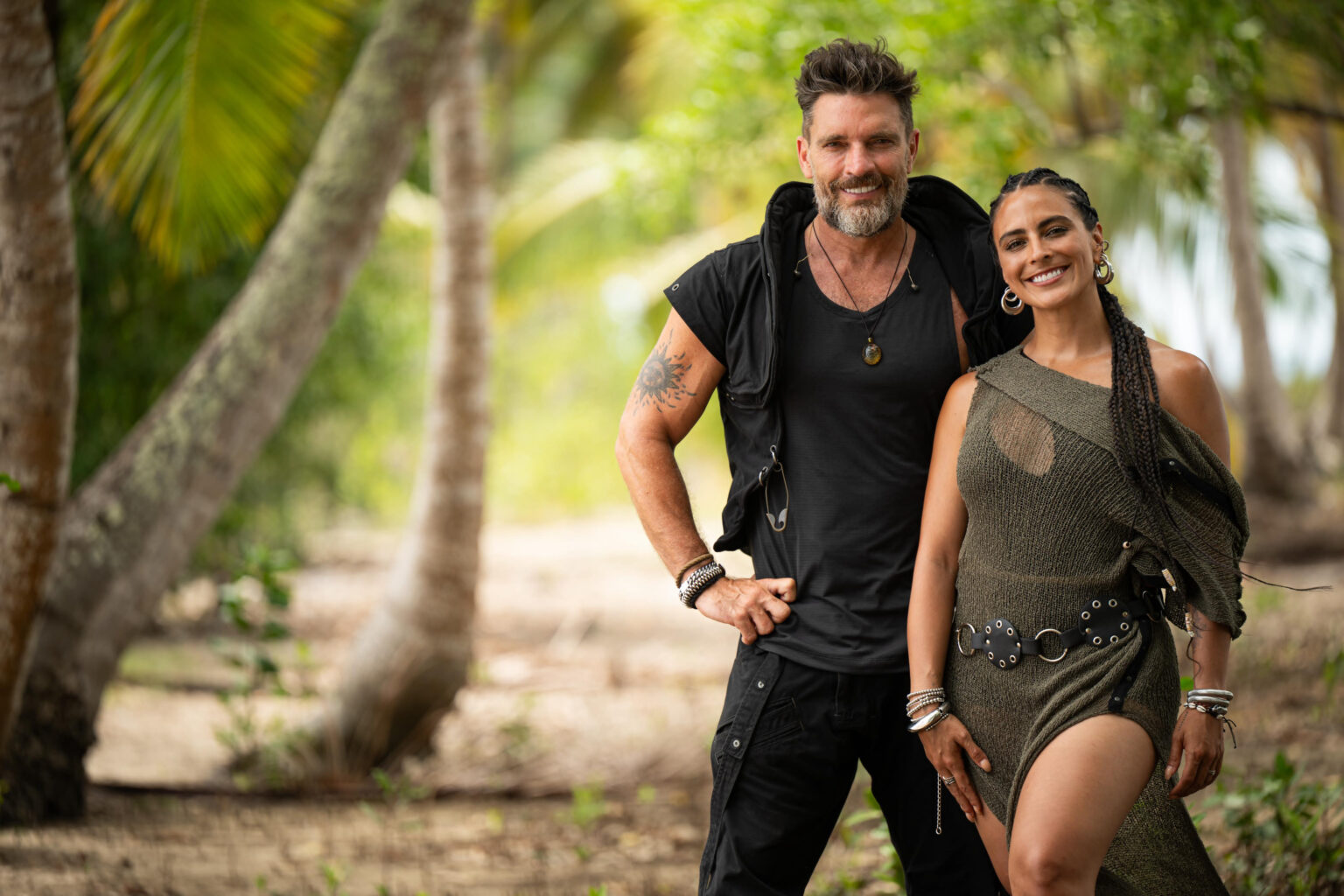 Julián Gil y Valeria Marín estrenan el reality "El Conquistador, el ...